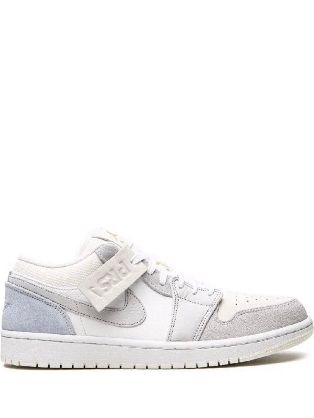Jordan 1s – The Courtside